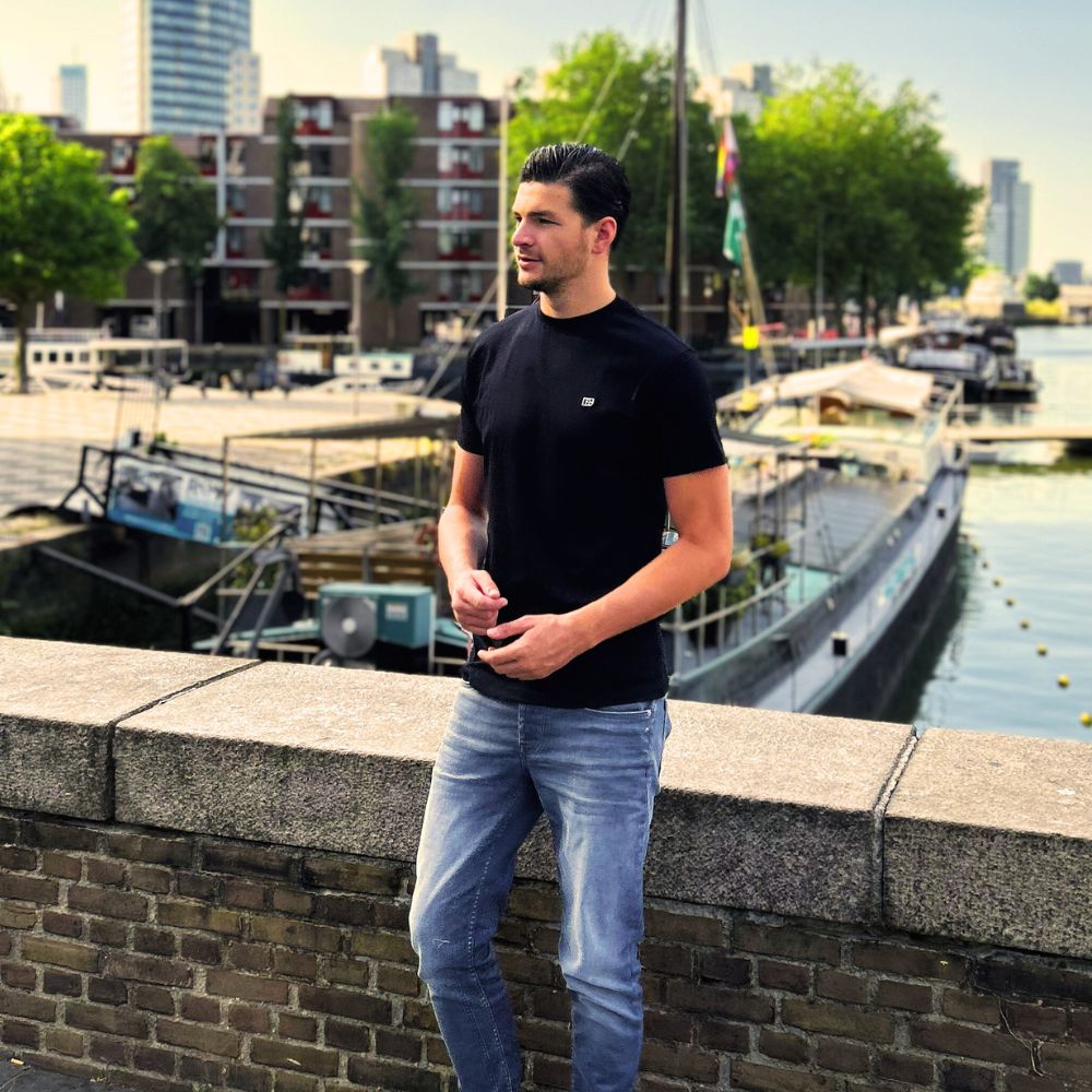 Herenmodekleding | T-shirt en sokken | DUBBELE FERDINAND – DOUBLE FERDINAND